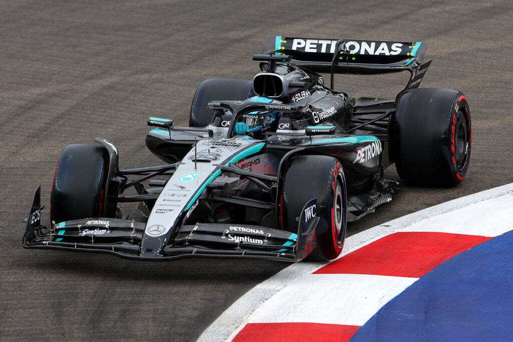 Formel-1-Ergebnis: Verstappen macht WM in Baku noch mal spannend | F1 ...